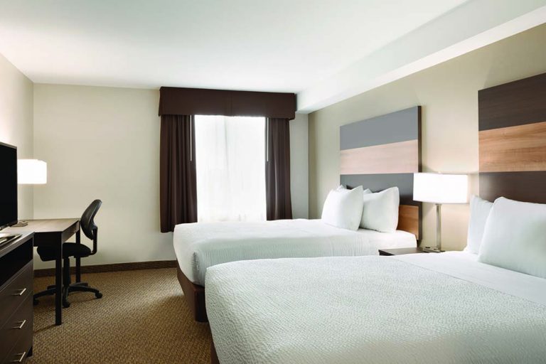 Days Inn Lindsay Classic Queen - Days Inn Lindsay